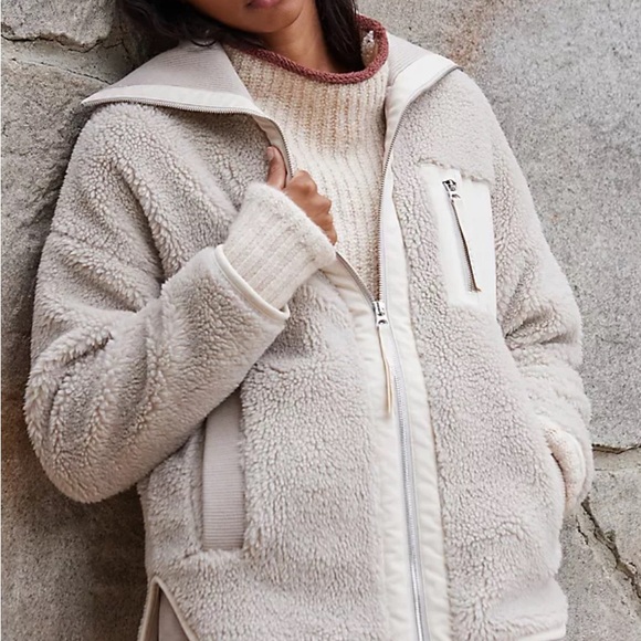 Varley | Jackets & Coats | Varley Myla Zip Through Jacket | Poshmark